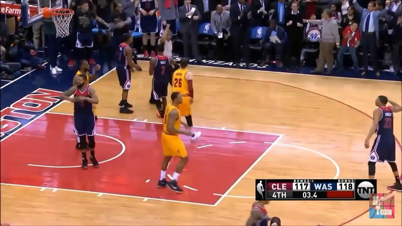 Lebron james fails a layup - YouTube