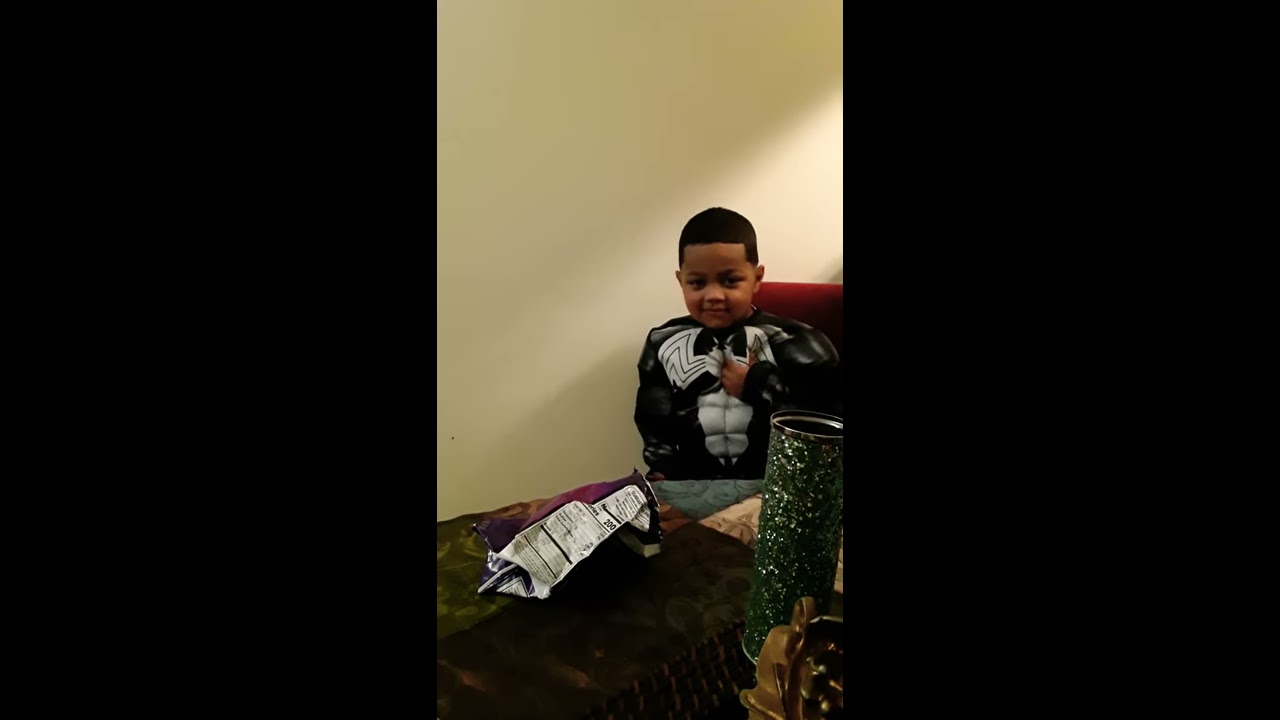 I'm beating up my little brother - YouTube