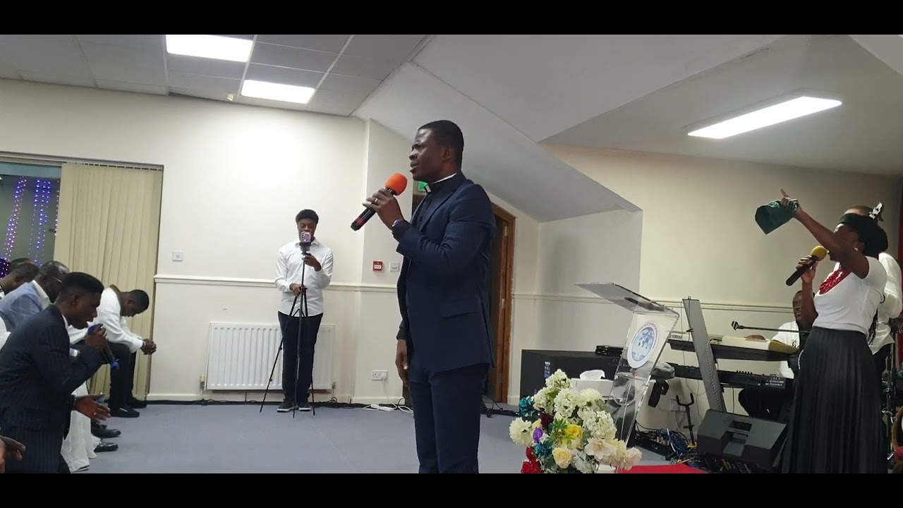 Crossover - anointing service - Prophet Samuel Atanga // 31-12-24 - YouTube