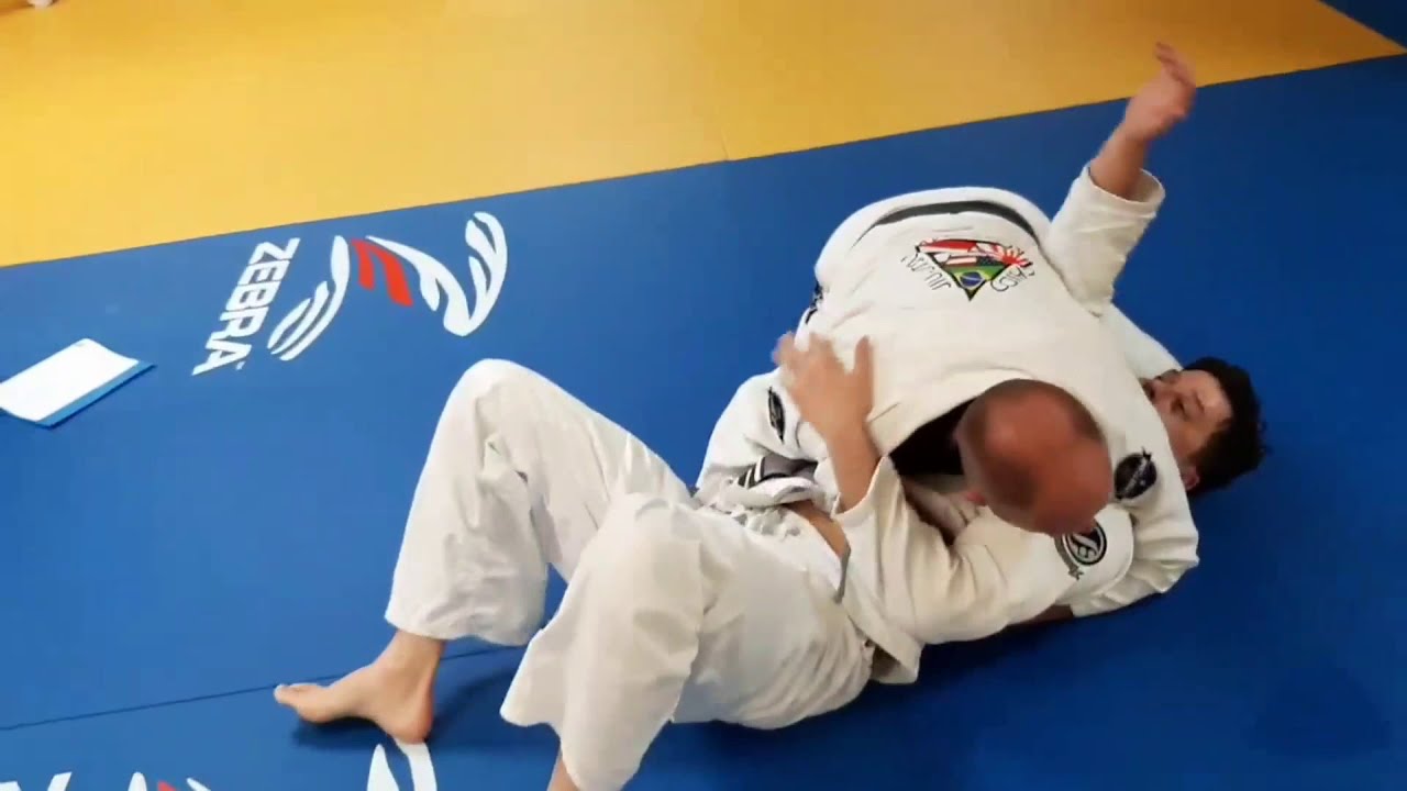 Bottom Half Guard Sweeps BJJ - YouTube
