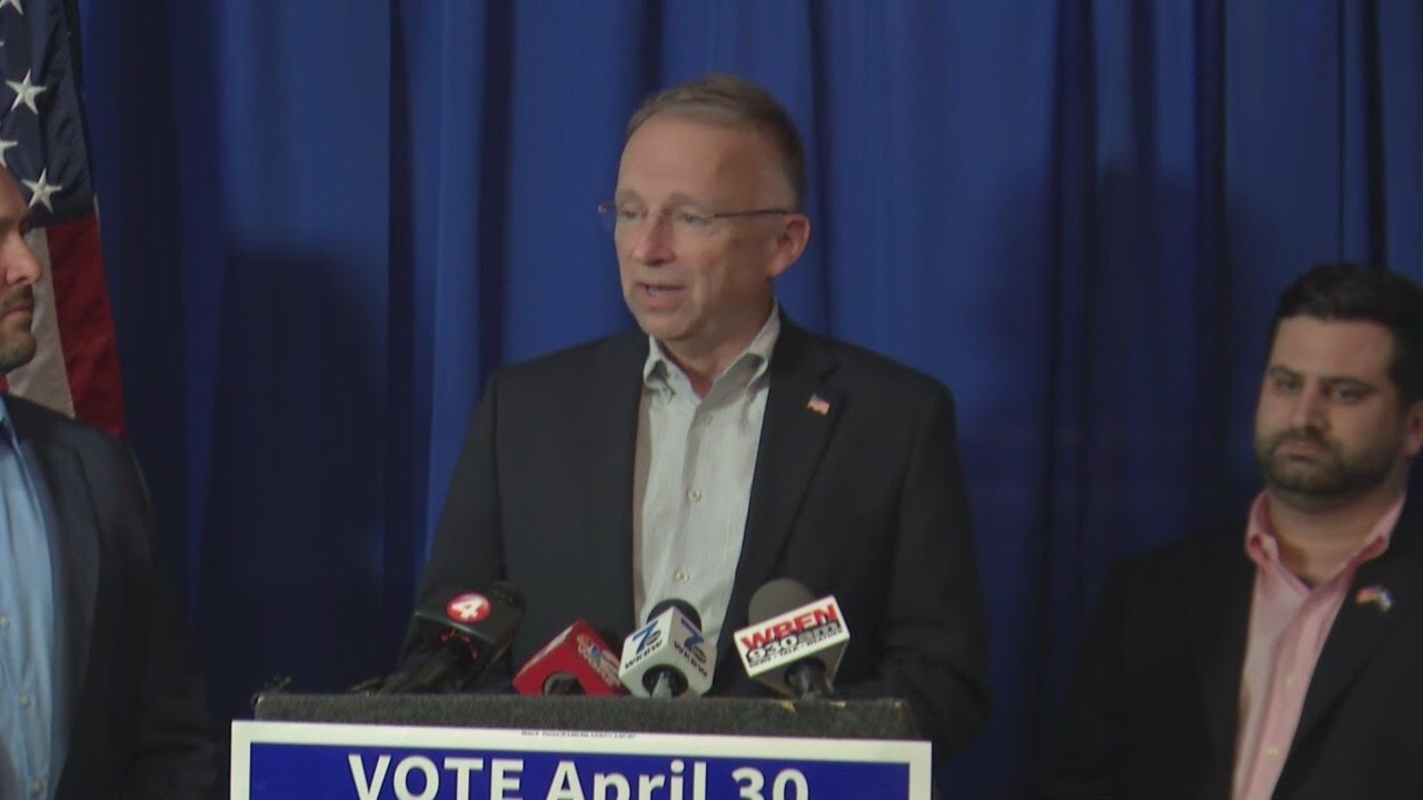 Gary Dickson concedes NY-26 congressional race - YouTube