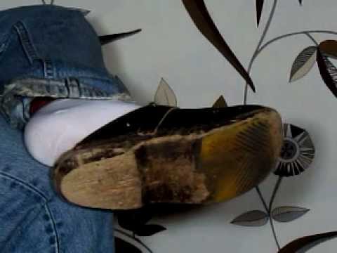 Crossing my legs dangling my clog - YouTube