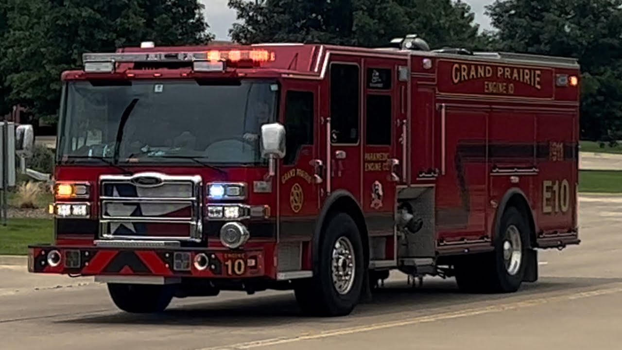 Grand Prairie Fire Department Engine 10 Responding - YouTube