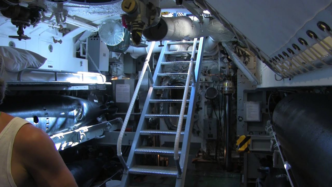 Interior of the USS Bowfin Submarine - YouTube