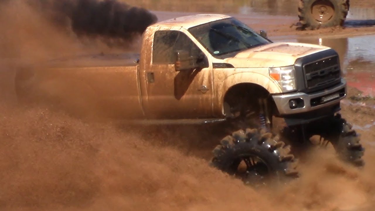 Ford Trucks Mudding