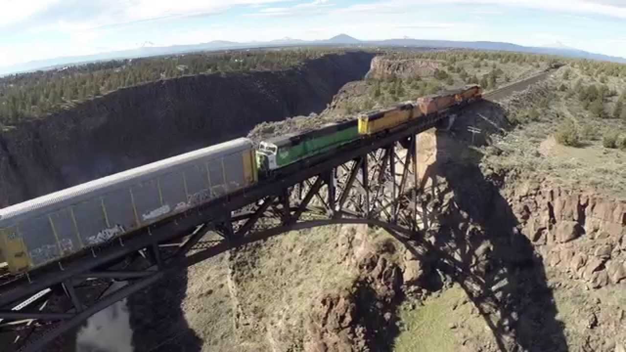 DJI Phantom 2 Oregon Trunk Rail Bridge over the Crooked River - YouTube