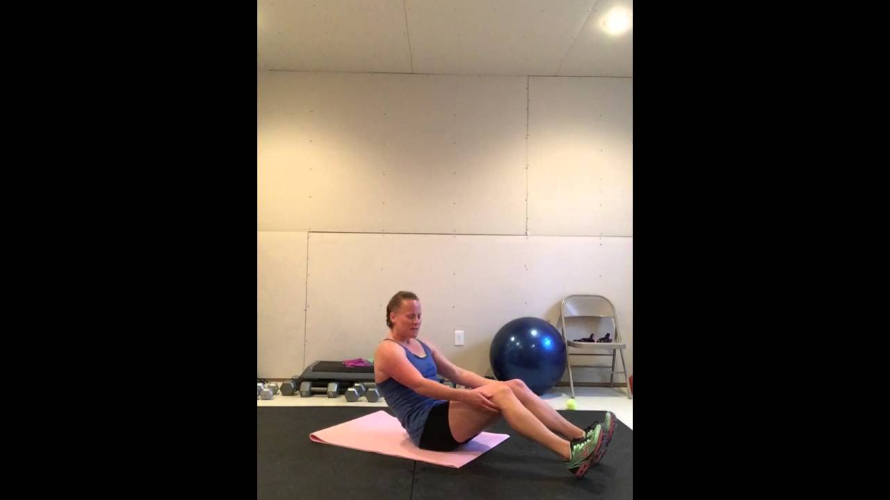 C Sit Twist - YouTube