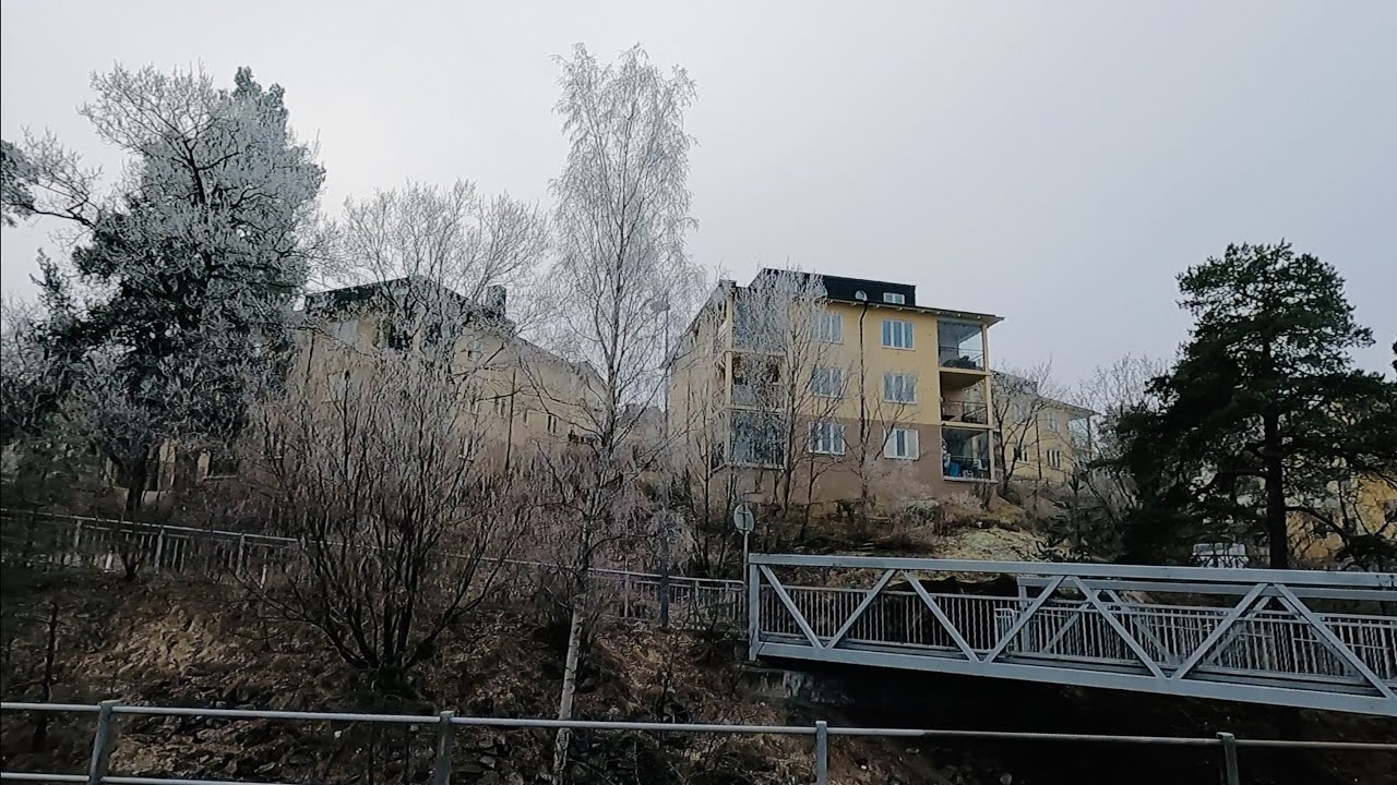 Stockholm Train: Gröndal - Stora Essingen - YouTube