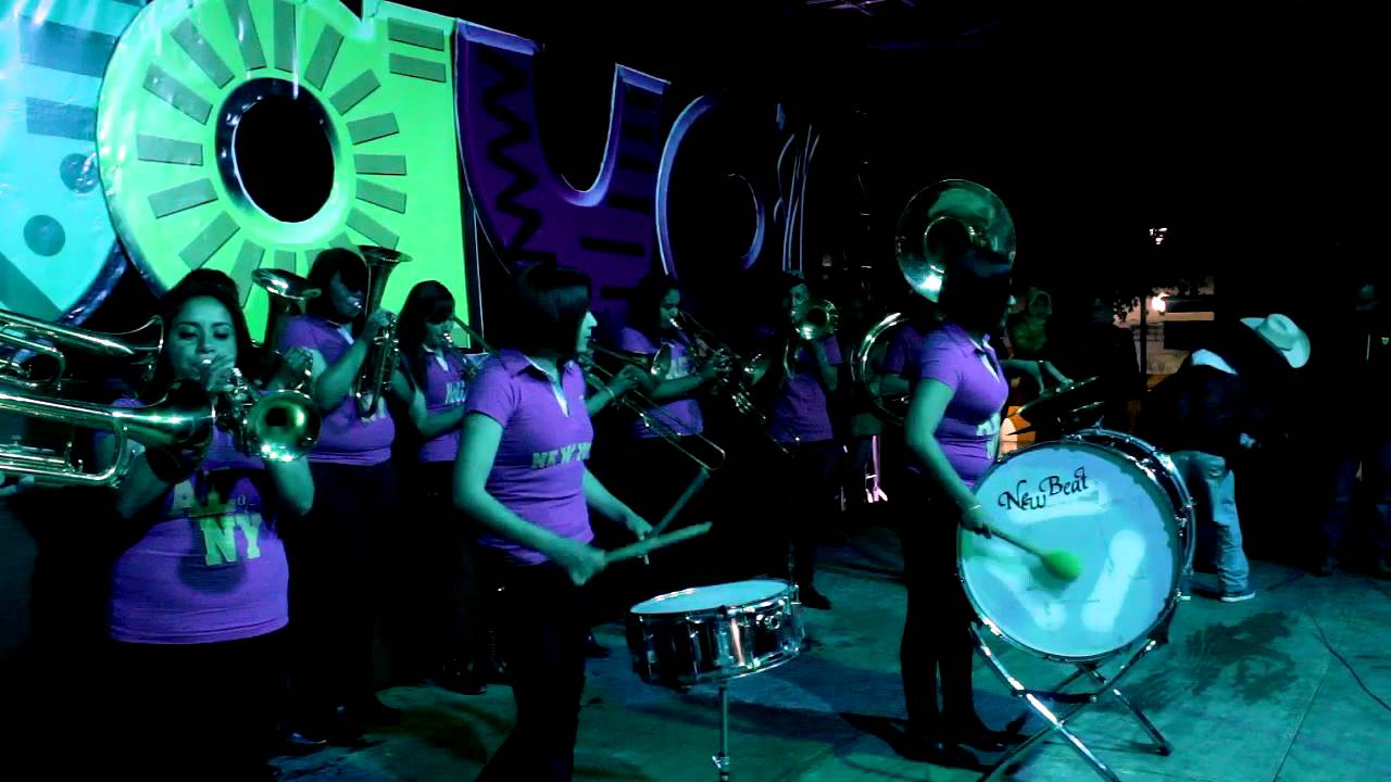 Banda Rosa - YouTube