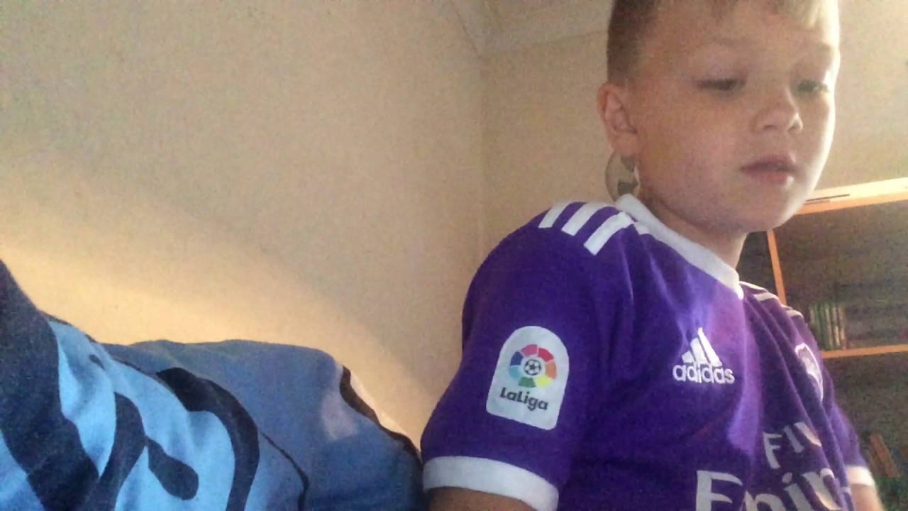 Football boots - YouTube