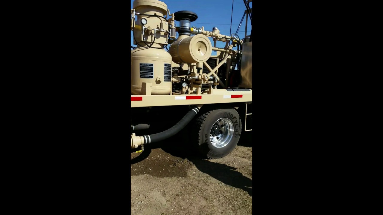 Gus Pech Air/Mud Rotary Demo Drilling - YouTube