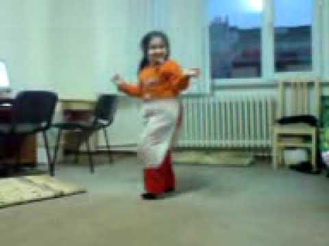 simge dans küçük kızdan arap dansı ütübezi