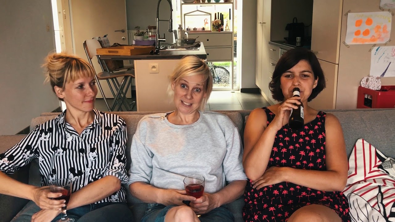 Incredible parenttalk met Anne, Ingrid en Dora! - YouTube