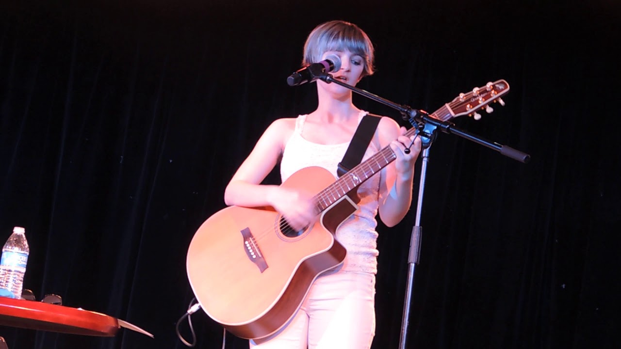 Lullaburbia — Zoe Gray on JoCo Cruise 2018 - YouTube