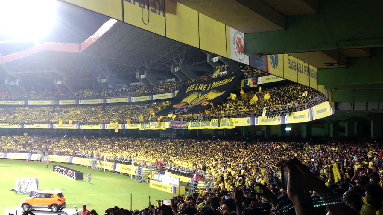 Kerala blasters manjapada in kochi - YouTube