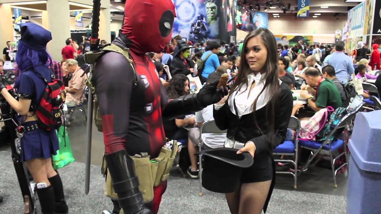 Deadpool vs Comic Con 2014 1080p - YouTube