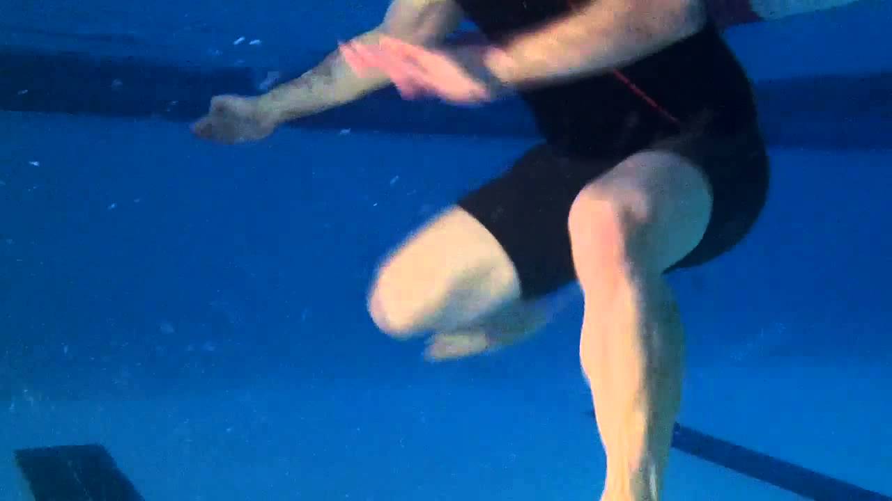 Treading water using a figure of 8 kick - YouTube