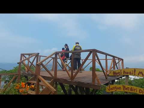 Puncak Pantai Watu Godeg Lumajang