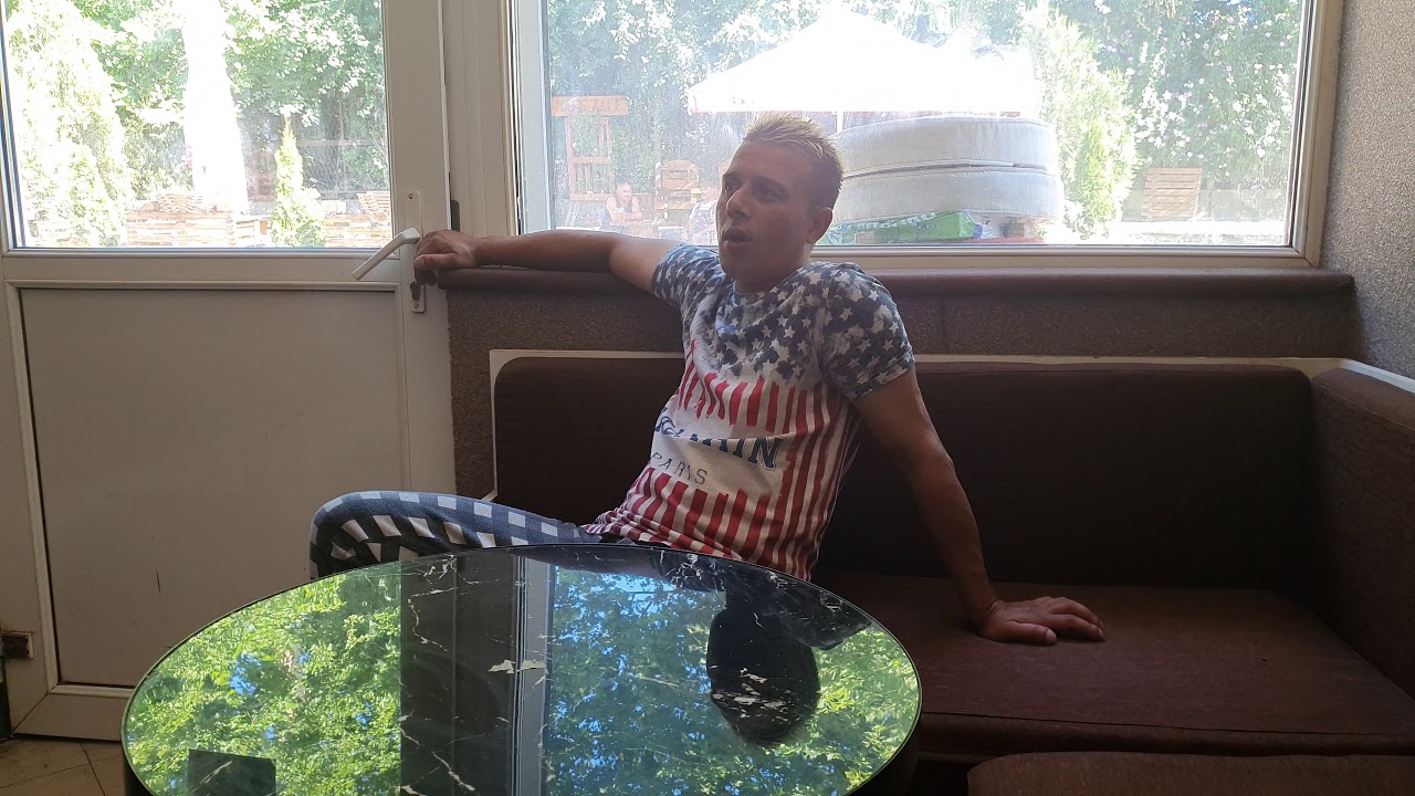 Avdulj sinoć lupao tarabuku ispod prozora romantičan rodjendan ️ ️# ...