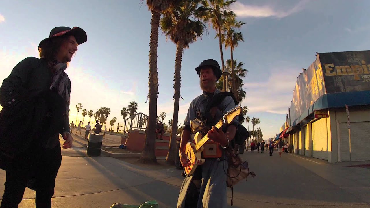 Xander and the Peace Pirates meet Harry Perry on Venice Beach. - YouTube