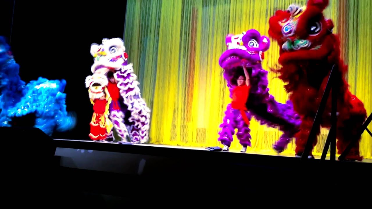 Lion Dance 2012 at Cultural Centre for Wing Kei 12th Annual Walkathon ...