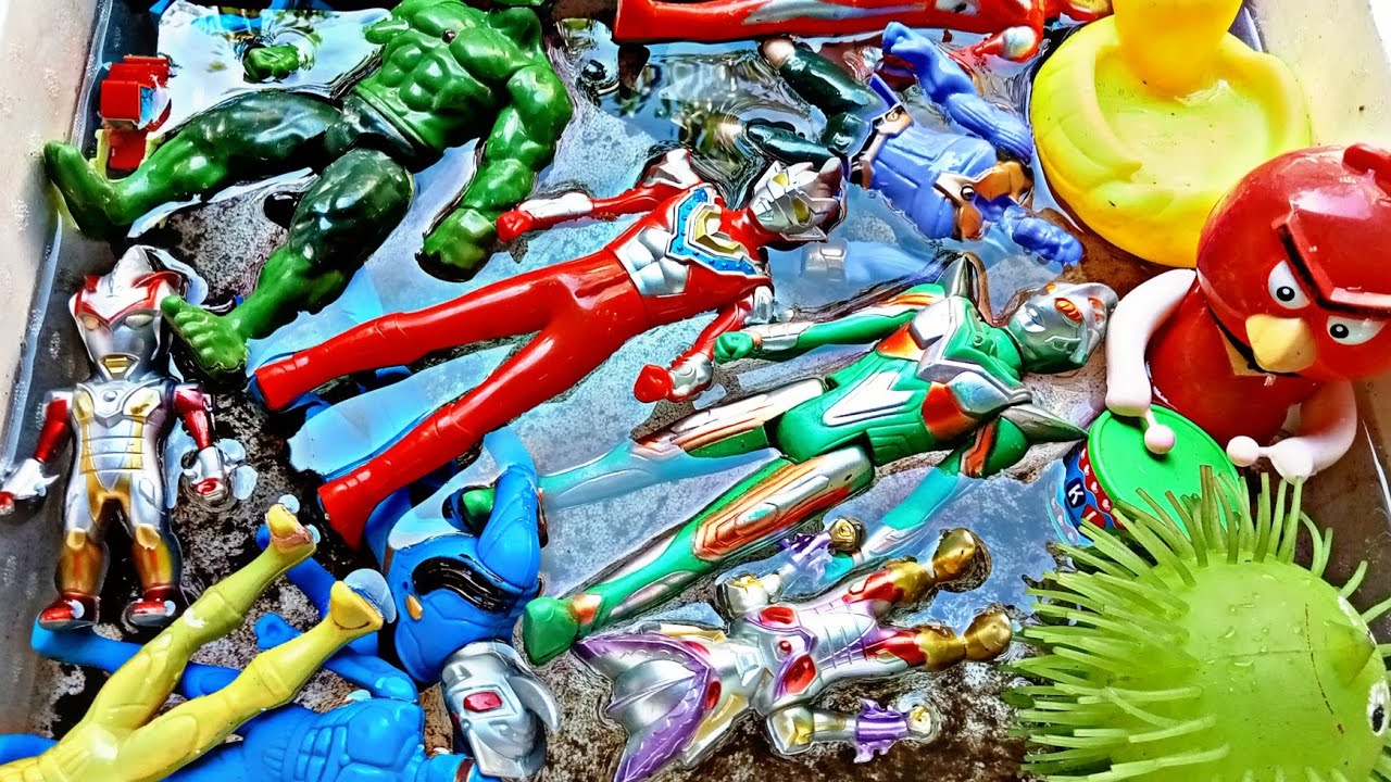 MENCARI MAINAN Ultraman Zero,Ultraman Ginga,Ultraman Orb,Ultraman Nexus ...