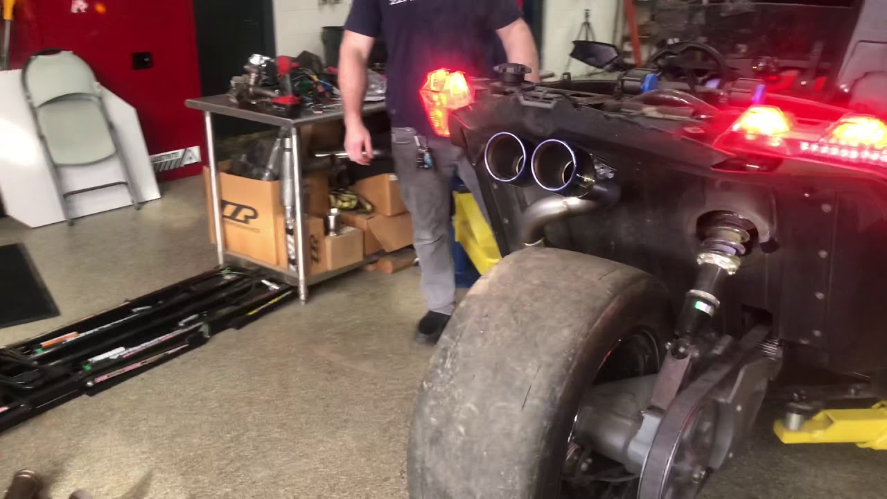 ZZPerformance NA Slingshot Rear Exit Exhaust - YouTube