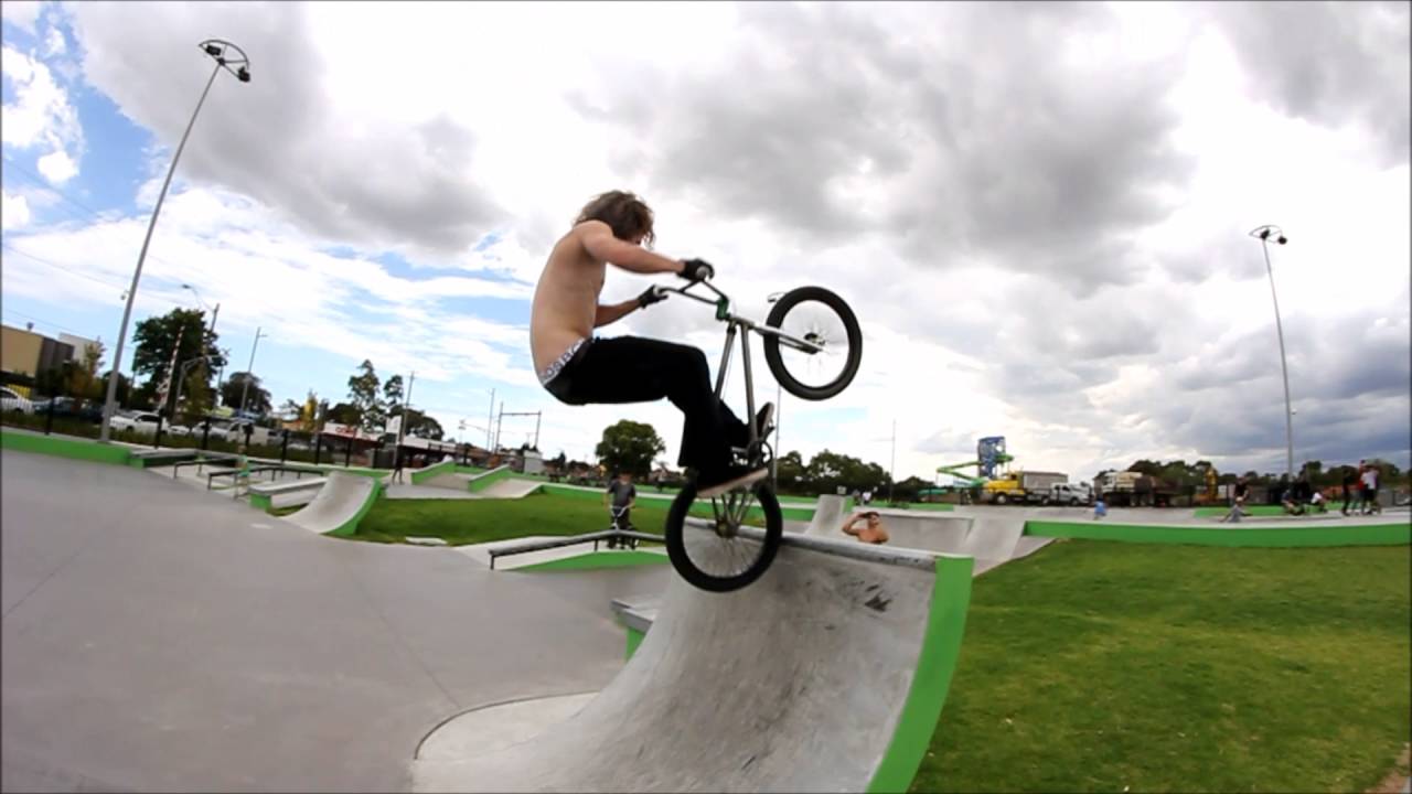 Noble Park Skate Park 2016 - YouTube