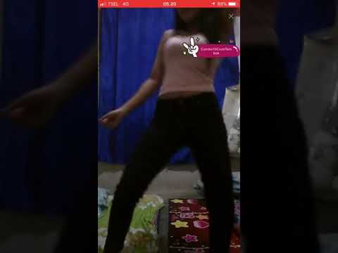 Tante bergoyang