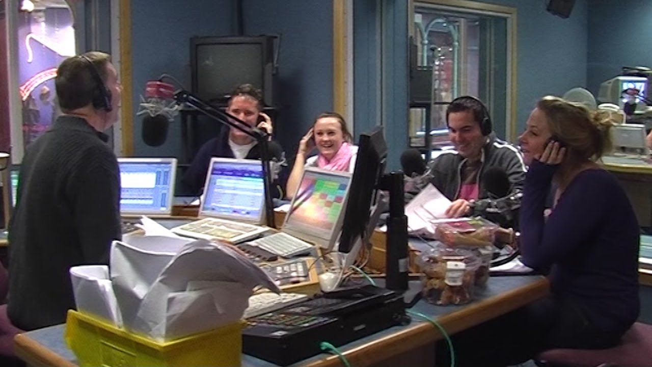 BEHIND THE SCENES BBC PAT MARSH SHOW RADIO KENT 14 OCTOBER 2006 - YouTube