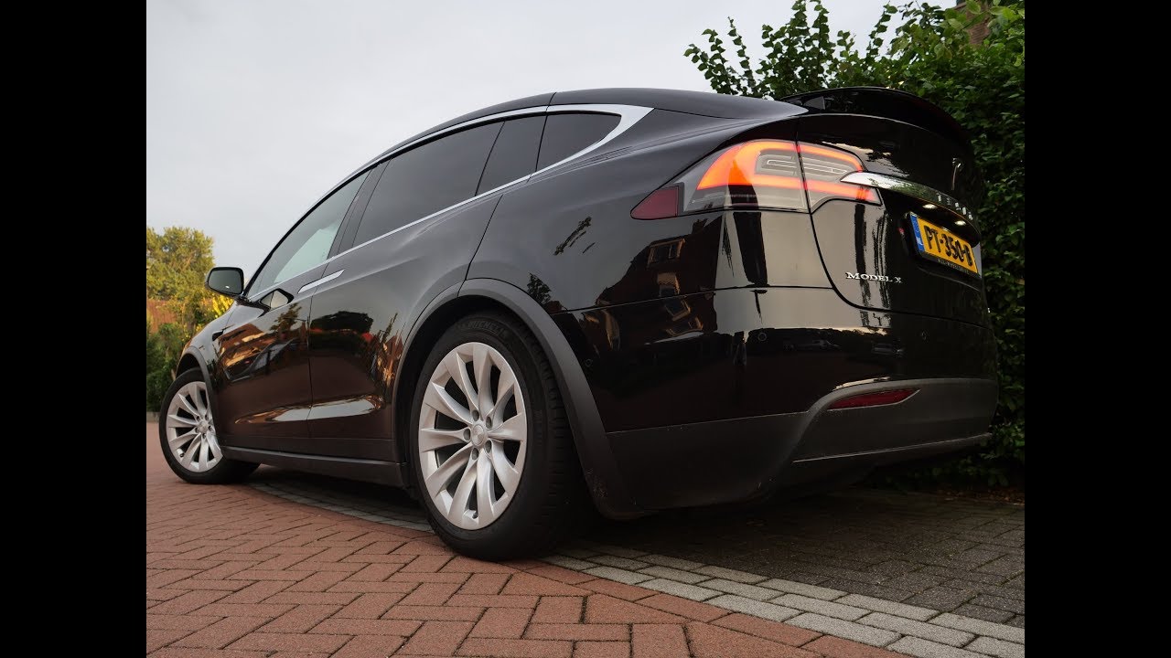 Tesla Model X owners' experiences - YouTube