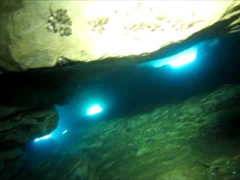 The Caves dive - Tobermory - Georgian Bay - YouTube