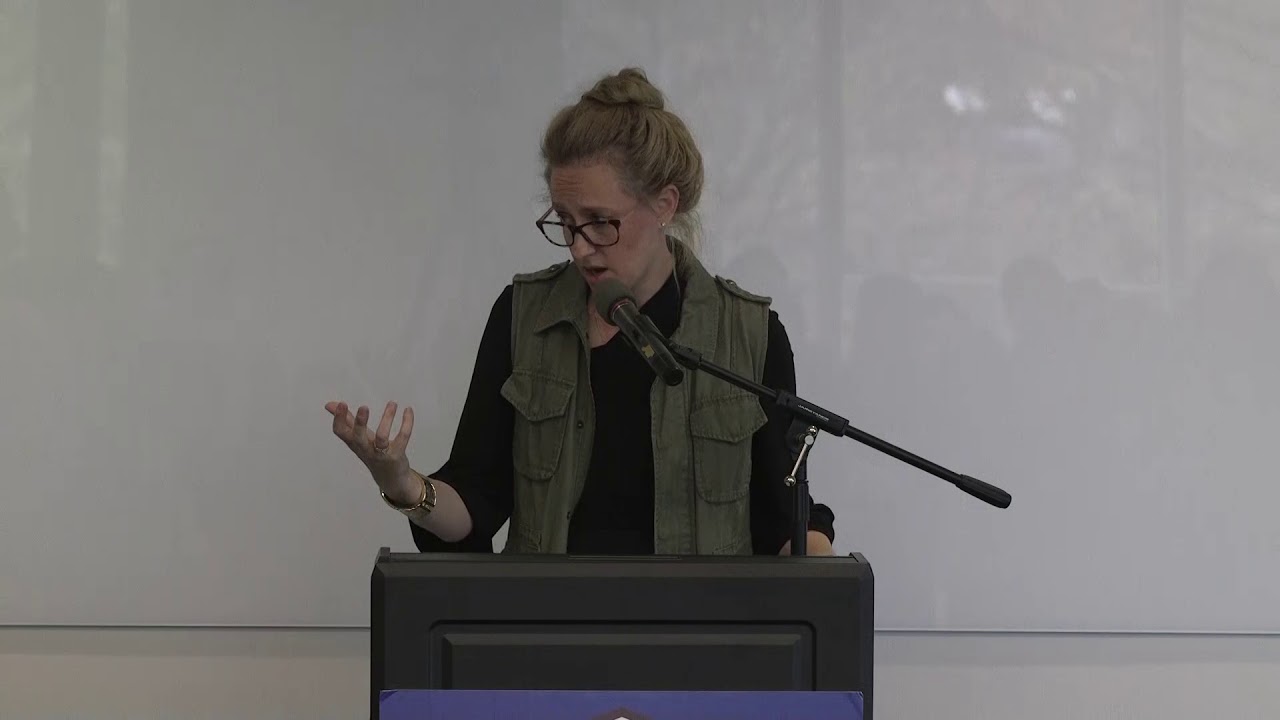 Catherine Pakaluk, "Gender Identity: True and False" - YouTube