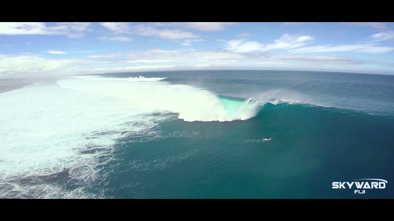 CloudBreak Waves of the Year HD (Extended) | Fiji October 6th, 2014 - YouTube
