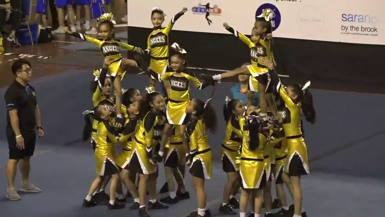 CHARM 2019 ANGELS CHEERLEADING - YouTube
