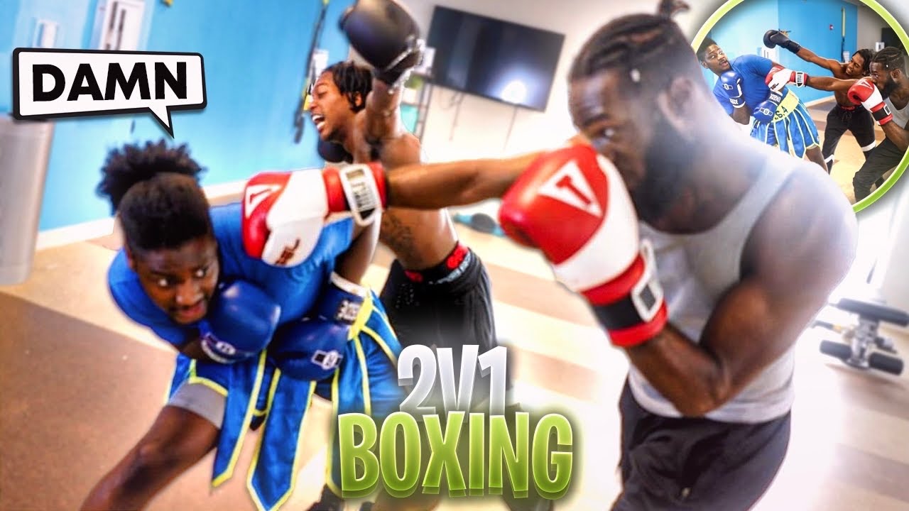BOXER GETS CALLED OUT BY TRASH TALKING STREET FIGHTERS 2 vs 1 BOXING # ...