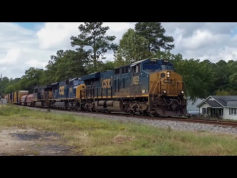 Tracking CSX M62 Manifest Through Small Towns - YouTube