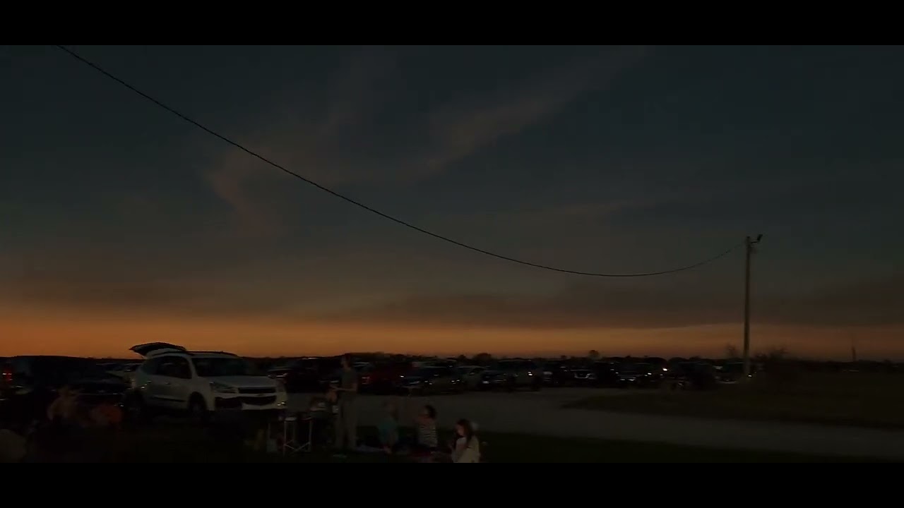 Totality in Seymour, Indiana - Jackson County Airport - YouTube