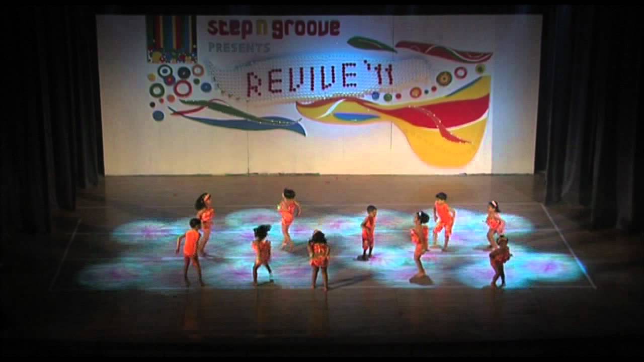 Revive'11 - Feeling Hot Hot! - YouTube