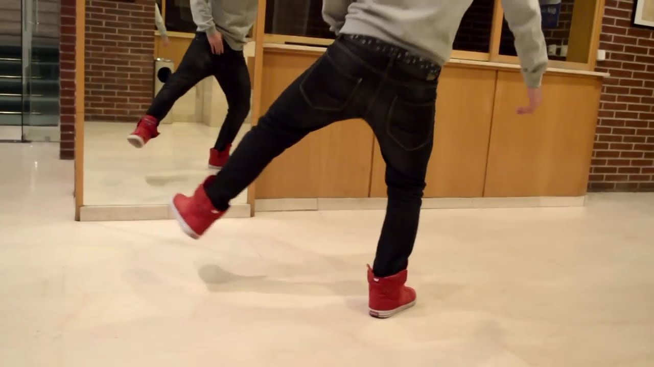 (TUTORIAL) Paso de Robot Box Man de LMFAO! - YouTube