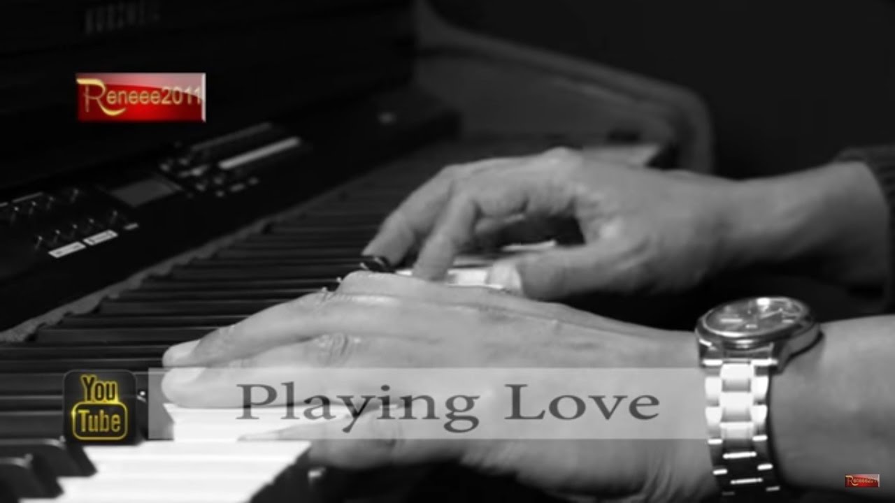 Ennio Morricone - Playing Love - The Legend Of 1900 - YouTube