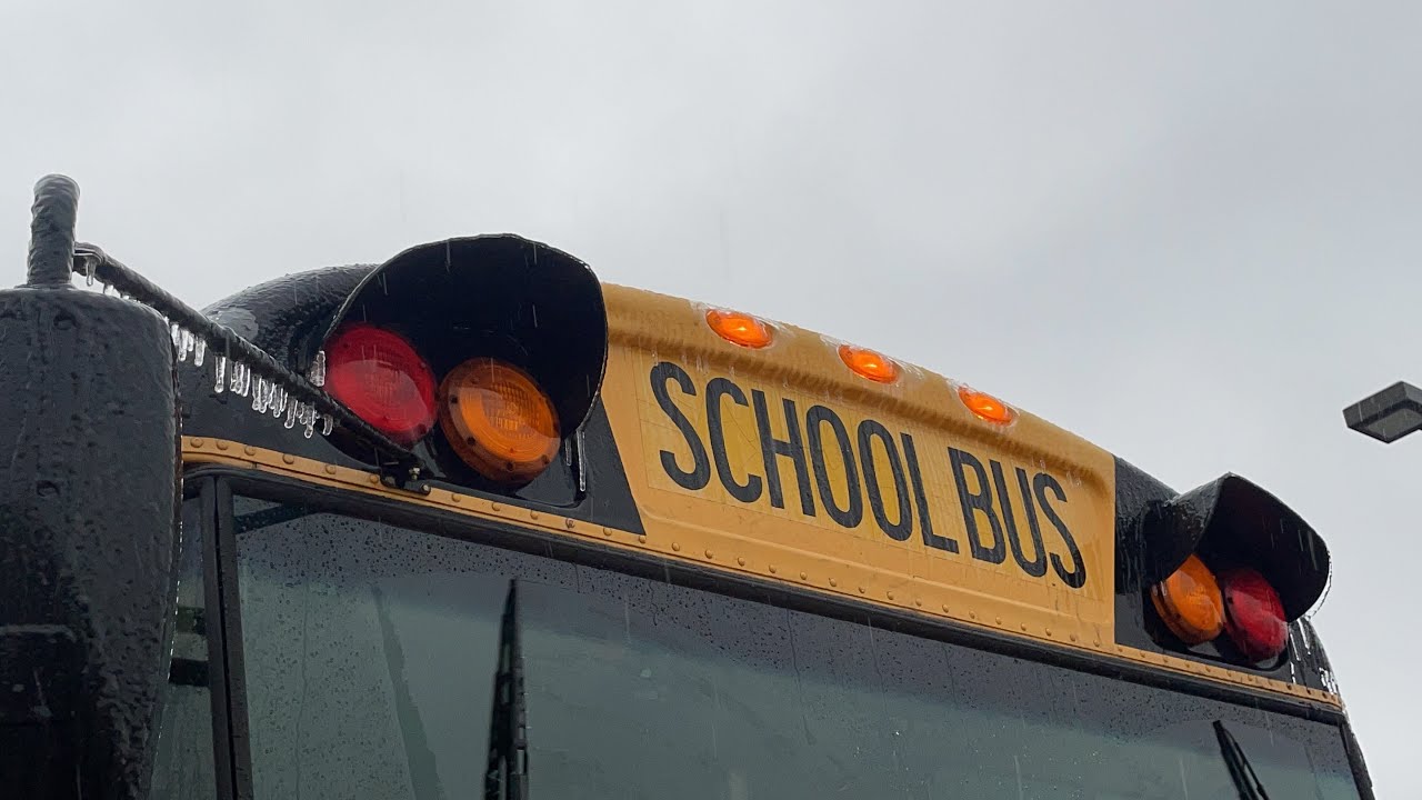 Icy School Buses - February 2022 School Buses Part 6 - YouTube