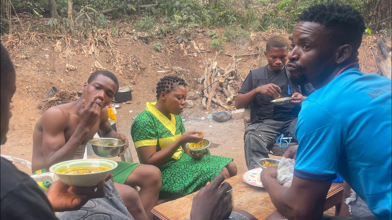 Organic Village Life Of An African Igbo Family || Cooking and Daily Life In Ugbo Village - YouTube