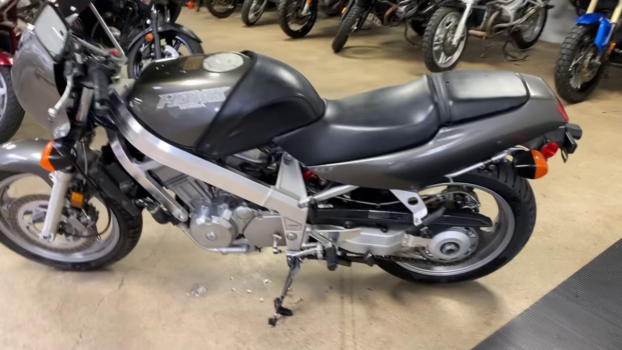 1988 Honda Hawk GT650 M01636 - YouTube