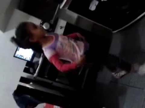 Ana Clara dançando Anita- Show das Poderosas