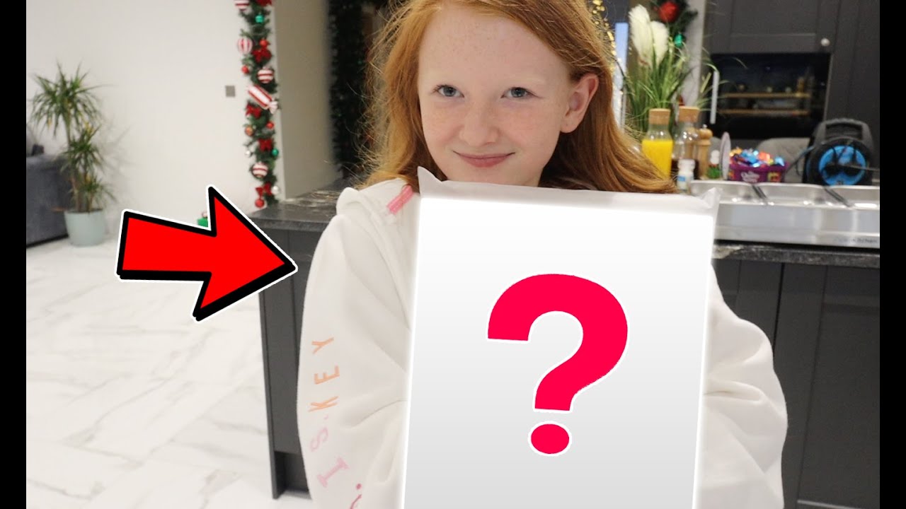 ONE LAST CHRISTMAS SURPRISE FOR ESMÉ.. - YouTube