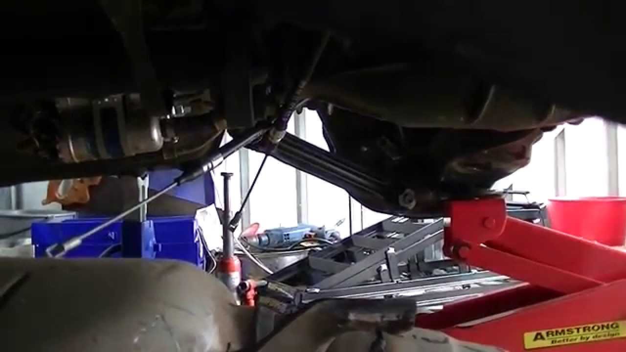 W124 Subframe - Finale - YouTube