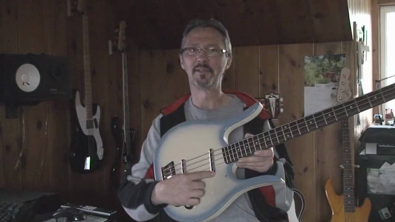 Danelectro Longhorn Bass Guitar Demo and Review - YouTube