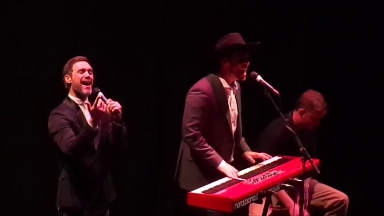 Chris Rupp & Adam Bastien "Drinkin with me" Northrop Auditorium in ...