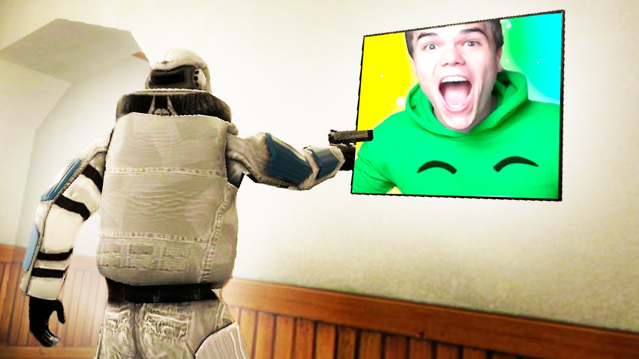 HIDING AS A PAINTING! (GMod Funny Moments) - YouTube